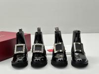 China Drill Buckle Calfskin Elastic Side Boots Anti Slip For Office Wear for sale