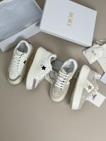 China Thick Sole Sporting Sneakers Casual Athletic Shoes for Ladies Breathable for sale