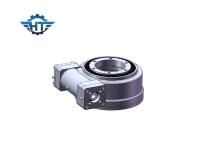 China SE5 Gear Ratio 37 / 1 Easy Maintenance Hydraulic Slew Drive With Hydraulic Motors For Cranes for sale