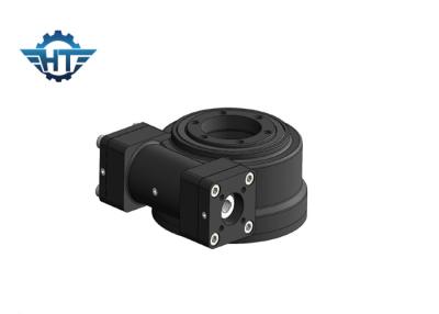 China SE3 Enclosed Solar Tracker, High torque output Slew Drive 24vdc Planetary Gear Motor for sale