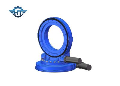 China IP66 High Prevention Worm Gear Dual Axis Slew Drive With Envelop Worm For Solar Energy for sale