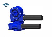 China SDE 21 Gear Ratio 125 / 1 Worm Gear Slew Drive Enclosed Housing Hourglass For CPV for sale