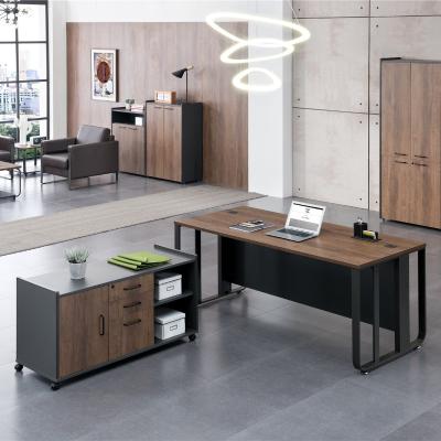 China Modern 4-Person Executive Office Desk with 450lb Capacity - W1600 to W2200 Sizes, L-Shaped Workstation for sale