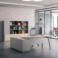 China Modern 4 Person Executive Workstation Desk L-Shaped Design 1800-2200mm Width 450lb Capacity for sale