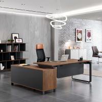 China Modern Single Person Office Desk with Large Desktop Board 1900x1675x750mm E0 Grade for sale