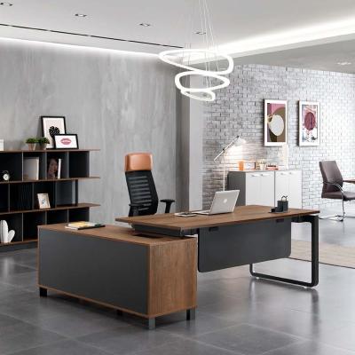 China Modern Single Person Office Desk with Large Desktop Board 1900x1675x750mm E0 Grade for sale