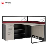 China Glass-Screened Office Cubicle Desk – Stylish and Functional for Open-Plan Workplaces. for sale