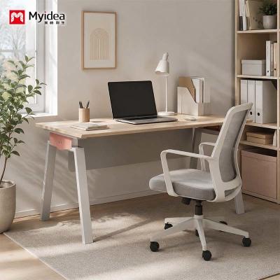 China Single Staff Desk with Steel Legs – Compatible with Mobile Pedestal Units for Flexible and Organized Workstations. for sale