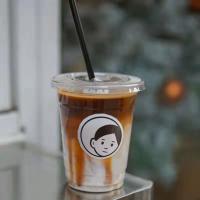 China 500ml PP Disposable Bubble Tea Cups With Straw Frosted Plastic Drink Cups for sale