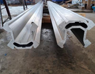 China 4.3M Long S1D Boomer Use Aluminium Feed Beam Profile Aluminium Extruded Profiles for sale