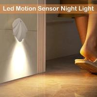 China Adjustable Brightness LED Motion Sensor Light 3000K-6000K Up To 10 Feet Range for sale