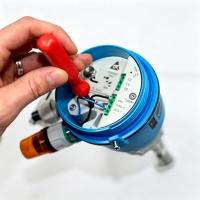 China FTE20-16C0/0 Point Level Switch Soliswitch FTE20 Rotary Paddle Switch with IP66/68 Protection and Flange DN50 Connection for sale