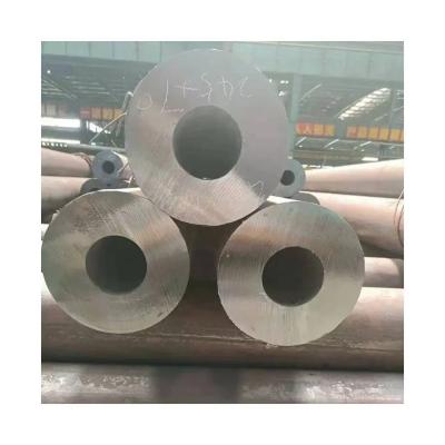 China Hot Rolled Seamless Steel Tubing Featuring Beveled End Perfect for Industrial Manufacturing and Engineering Applications for sale