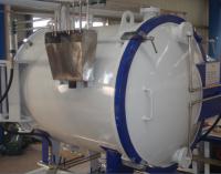 China Industrial Vacuum Heat Treatment Furnace Single Chamber And Double Door for sale