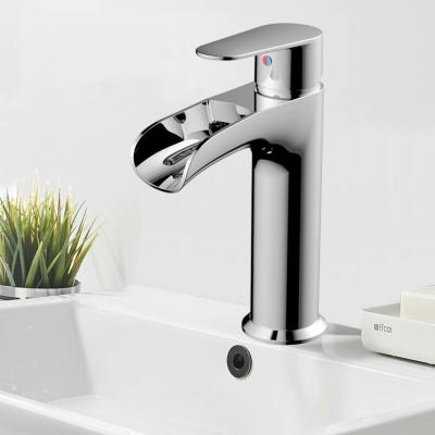 China Single Hole Installation Bathroom Countertop Hot And Cold Faucet Deck Mounted for sale