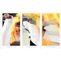 China 100% Fiberglass Reusable Fire Blanket 1m x 1m 1.5m x 1.8m for Barbecue and Kitchen Safety for sale