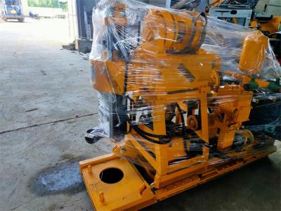 China Portable Mining Survey Engineering Drilling Rig 300mm Hole Diameter 200 Meters Depth for sale