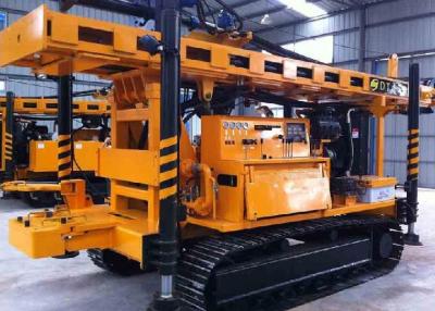 China With 300 Meters Rocky Layer Diesel Engine Power Pneumatic Borehole Drilling Rig for sale
