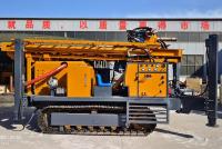 China ST1000 Steel Tracked Pneumatic Water Well Drilling Rig 800-1000m Depth 242KW Engine for sale