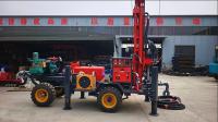 China 55KW Mobile Pneumatic Crawler Drill Rig 200m Depth Fast Forward Speed 40m/min for Agricultural Irrigation for sale