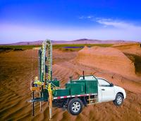 China Geological Exploration Borewell Drilling Truck Easy Moving for sale