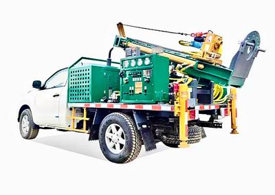 China Geological Exploration Borewell Drilling Truck Easy Moving for sale