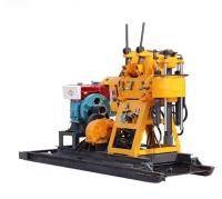China Mobile Diamond Core Portable Well Drilling Equipment With Independent Mud Pump for sale