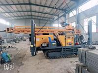 China ST200 Track Mounted Water Well Drilling Rig - 200m Depth, 76kW Diesel, 12T Lifting Capacity for sale