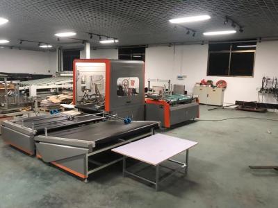 China 300g/M2 Automatic Box Gluing Machine 70m/min for Carton Box for sale