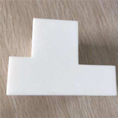 China Alumina Ceramic Wear Plate 99% Purity 1780℃ Sintering Temperature High Strength for sale