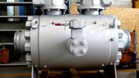 China DBB API Ball Valve Trunnion Mounted Compact Manifold Ball Valve for sale
