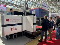 China 3000W Laser Power Automatic Coiled Sheet Laser Cutting Machine Hypcut / Cypcut Control System For Large-Scale Cutting for sale