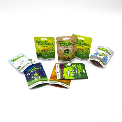 China Custom Child Resistant Mylar Pouch Packaging Tamper Evident Holographic Matte Glossy 100 PCS MOQ for sale