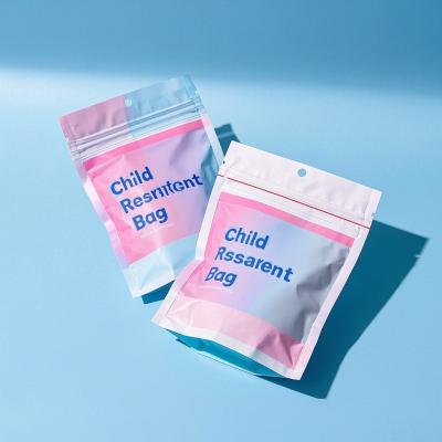 China Custom Logo Child Resistant Bags 5x7 Inch 8 oz Reusable Smell Proof Zipper Mylar Plastic for sale