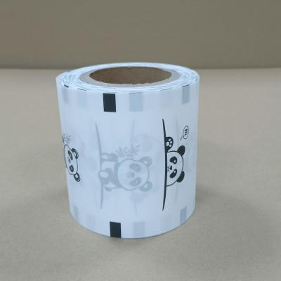 China 5-9 Layer Coextruded Plastic Packaging Film Rolls with 0.5 cc/m²/day Oxygen Barrier for Custom Converting for sale