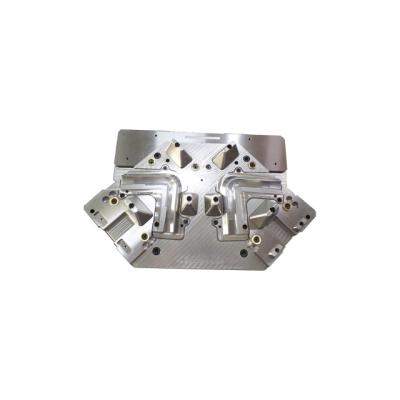 China Custom CNC Machined 6061-T6 Aluminum Automotive Bracket With +/-0.01mm Tolerance And Anodized Surface for sale