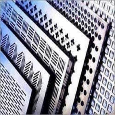 China Perforated Metal Panel Aluminum Sheet Plate 2.5 mm Hole Diameter for Building Facades for sale