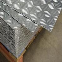 China 1060 3003 5052 6061 Diamond Aluminum Checker Plate Five Bar Aluminium Tread Sheet for sale