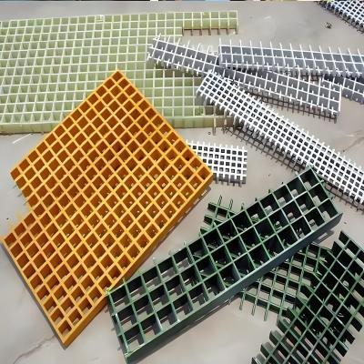 China Resin Pultruded Fiberglass FRP Panel Molded Plastic Floor Grating for Building Sturdy for sale