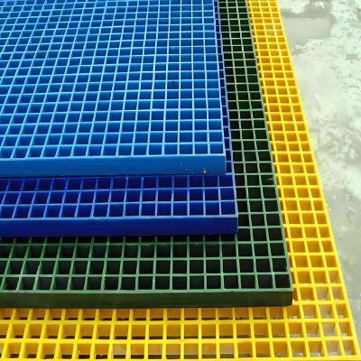China 38X38X38mm FRP GRP Grating High Strength Glass Fiber Moulded Grating for sale