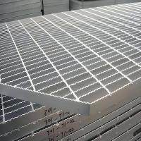 China Pressure Welded Galvanized Steel Grating for Customizable Aluminum Metal Stair Treads for sale