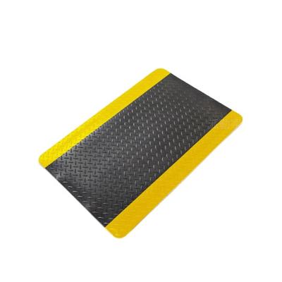 China Black Yellow Antistatic Conductive Cleanroom ESD Anti Fatigue Mat 20x39 Inch 3/4 Inch Thick for sale