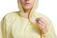 China ESD Antistatic Cleanroom Coverall Unisex Dustproof Lint Free Protection Suit 106-109 Ohm for sale