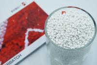 China Food Grade White Plastic Masterbatch Granules PE LDPE Resin Thermoforming Injection Molding for sale