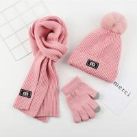 China Medium Length Kids Winter Hat Snow Gloves And Scarf 3 Pc Set With Embroidered Pattern for sale