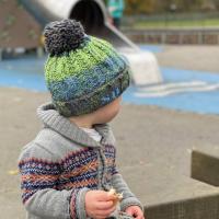 China Personalized Father Son Beanie Hats Matching Winter Hat Acrylic 22x33cm Custom Logo for sale