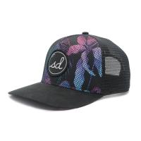 China Plain Trucker Hat Woven Label Hat Cap For Spring Autumn Winter Season for sale
