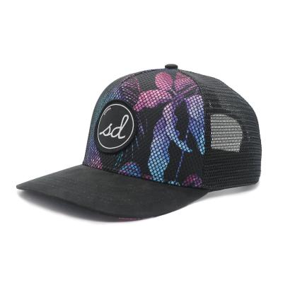 China Plain Trucker Hat Woven Label Hat Cap For Spring Autumn Winter Season for sale