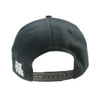 China Four Seasons Embroidered Snapback Hat Black For Men Personalized Design for sale