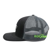 China Presents Custom Embroidered Logo 6 Panel Trucker Hats Running Flat Brim Mesh Cap for sale
